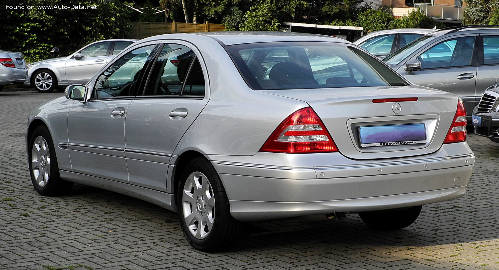 Mercedes-Benz C-class (W203, facelift 2004) C 220 CDI (150 Hp ...